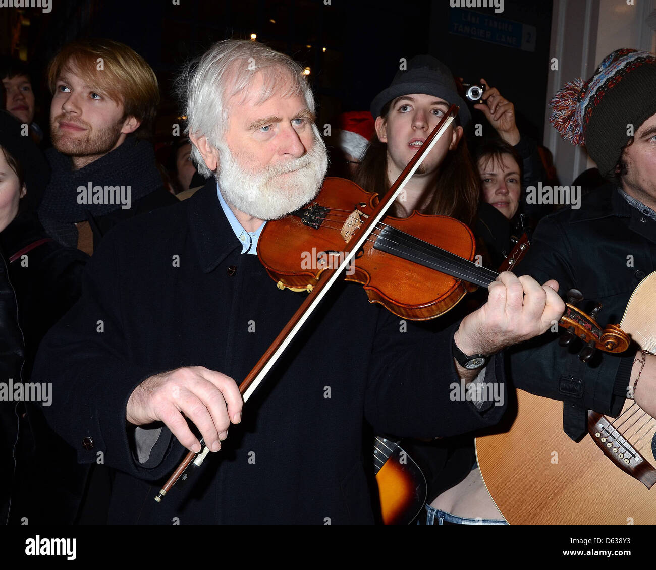 John sheahan dubliners hi-res stock photography and images - Alamy