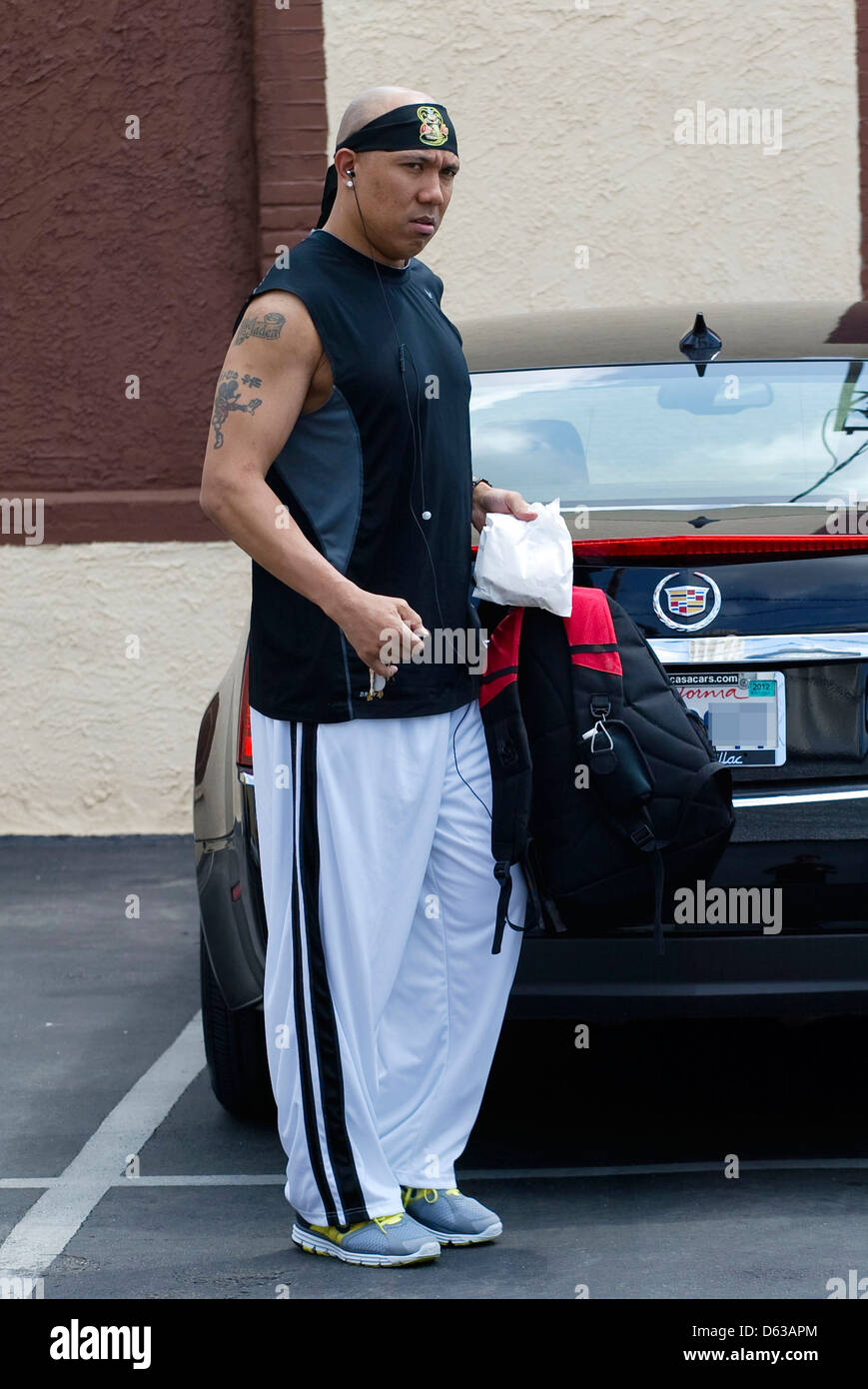 Hines Ward leaving a dance studio after rehearsing 'Dancing with the ...