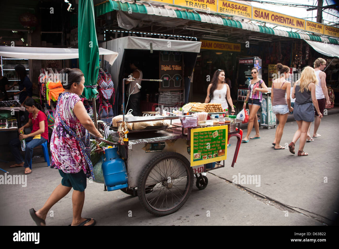 Pushcart Vendor High Resolution Stock Photography and Images - Alamy