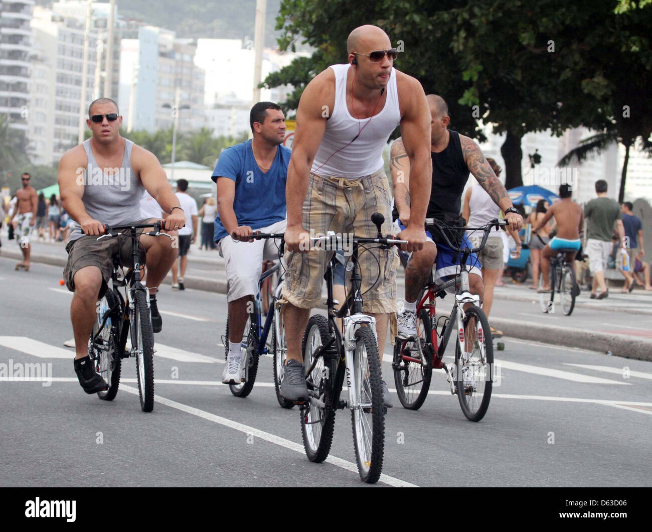 Vin Diesel tours Copacabana on a bicycle with his bodyguards Rio de ...