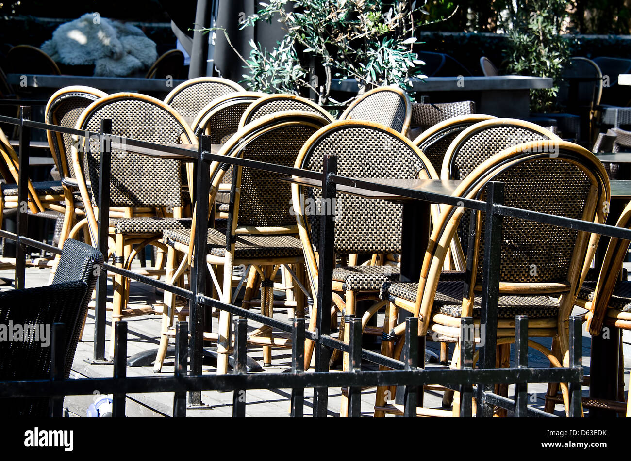 Pub indoor nobody hi-res stock photography and images - Alamy