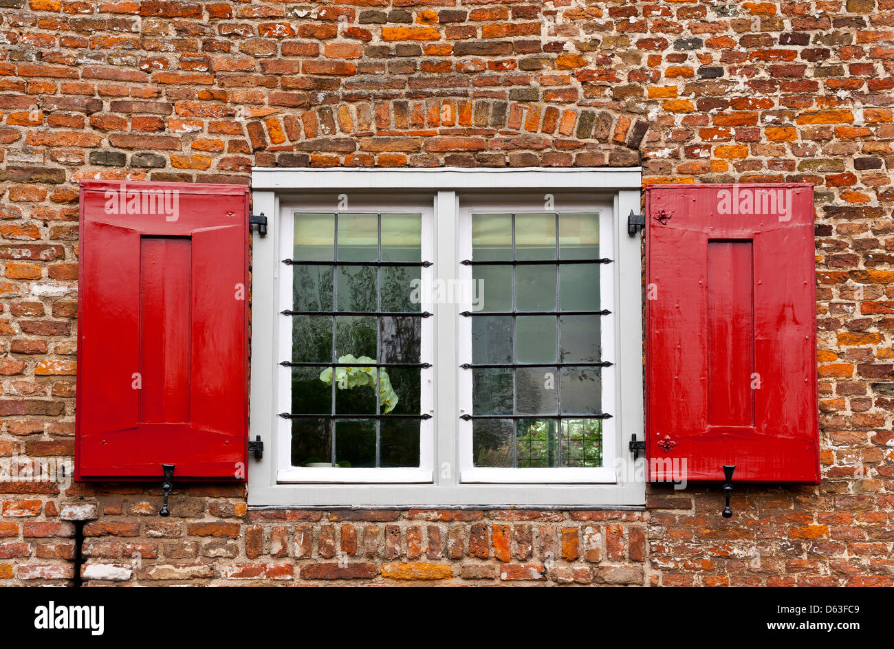 Safety shutters hi-res stock photography and images - Alamy