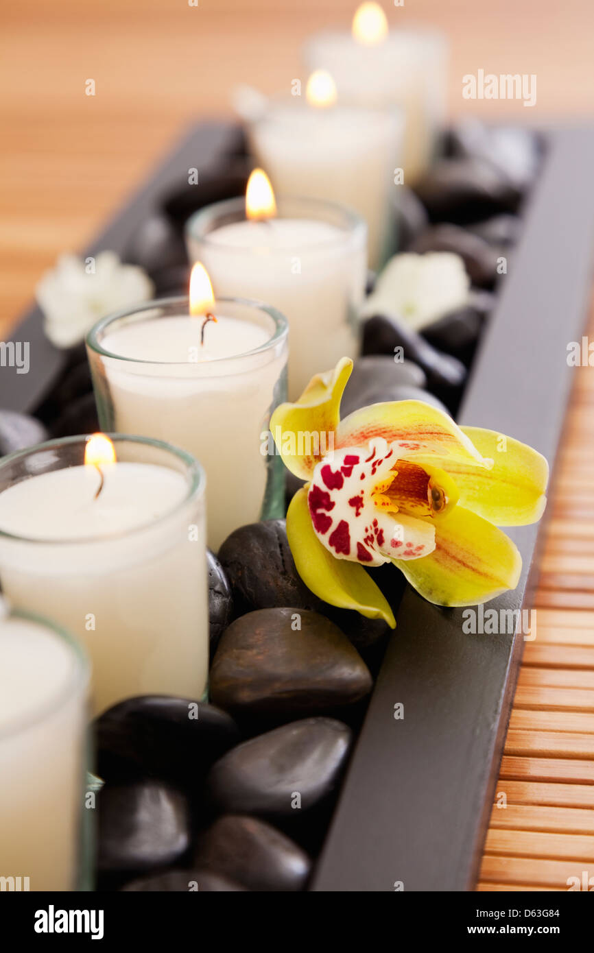 Candles in spa, Studio Shot Stock Photo - Alamy