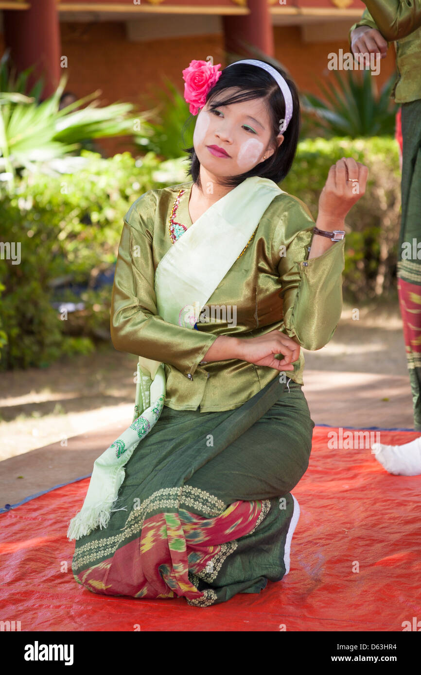 Burmese woman dancing, Bagan Golden Palace, Bagan, Myanmar, (Burma ...