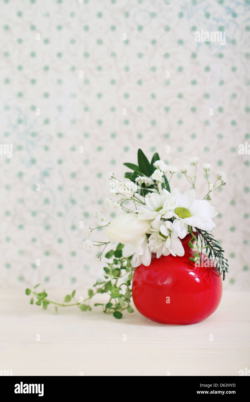 Bouquet of winter flowers Stock Photo - Alamy