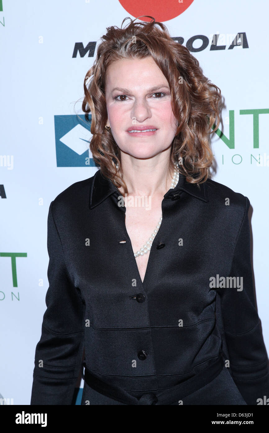 Sandra bernhard hi-res stock photography and images - Alamy