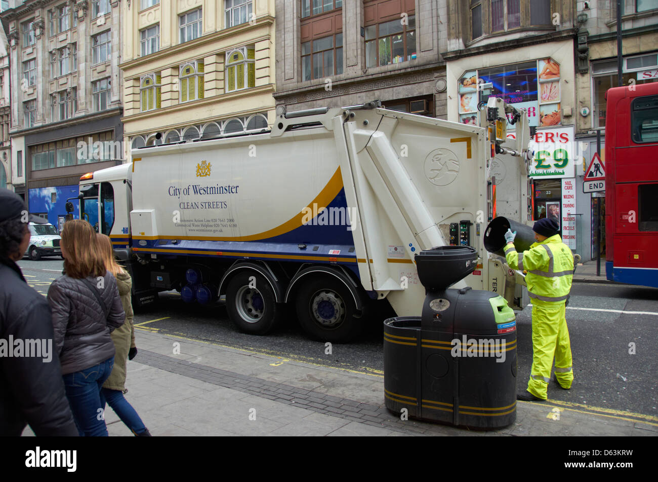 Dustbin wagon on Oxford Street in London Stock Photo - Alamy