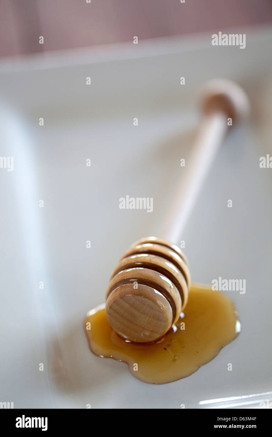 Amber fluid hi-res stock photography and images - Alamy