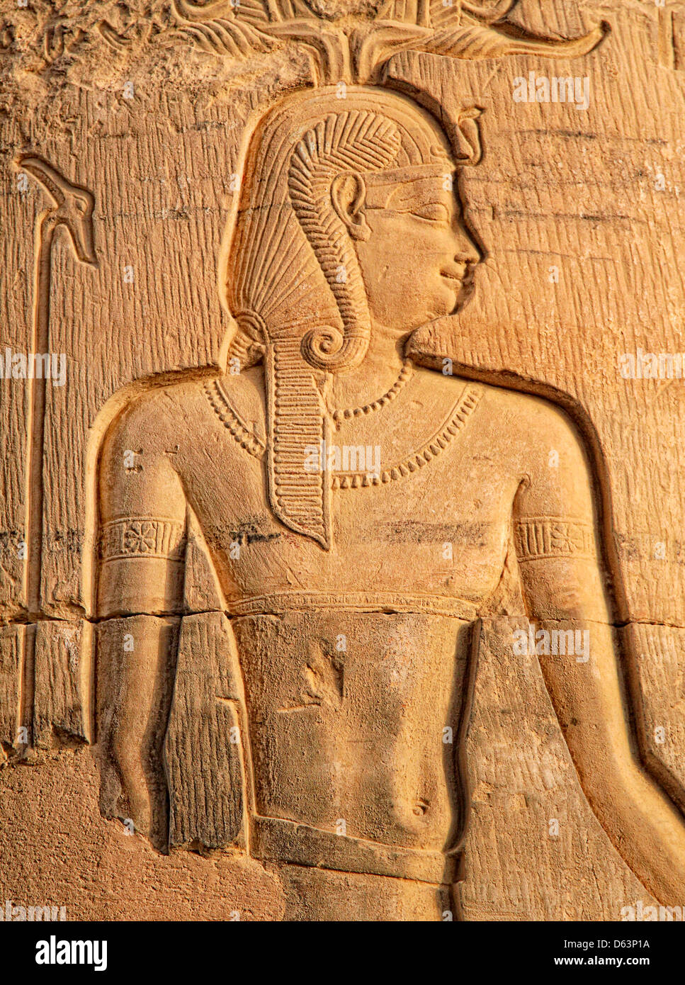 Bas relief greek king hi-res stock photography and images - Alamy