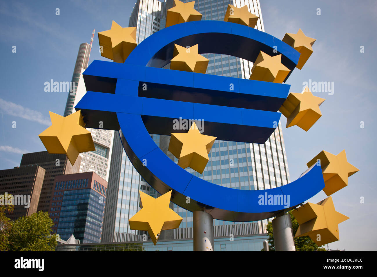 Euro sign hi-res stock photography and images - Alamy