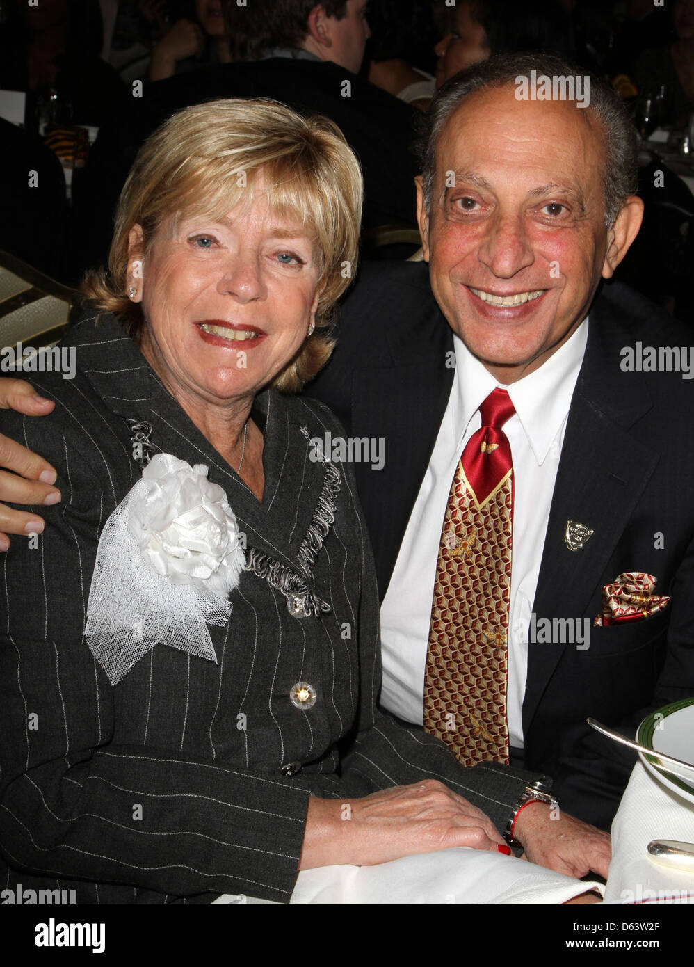 Jimmy Delshad Beverly Hills Mayor Lloyd Klein Closes LA Fashion week ...