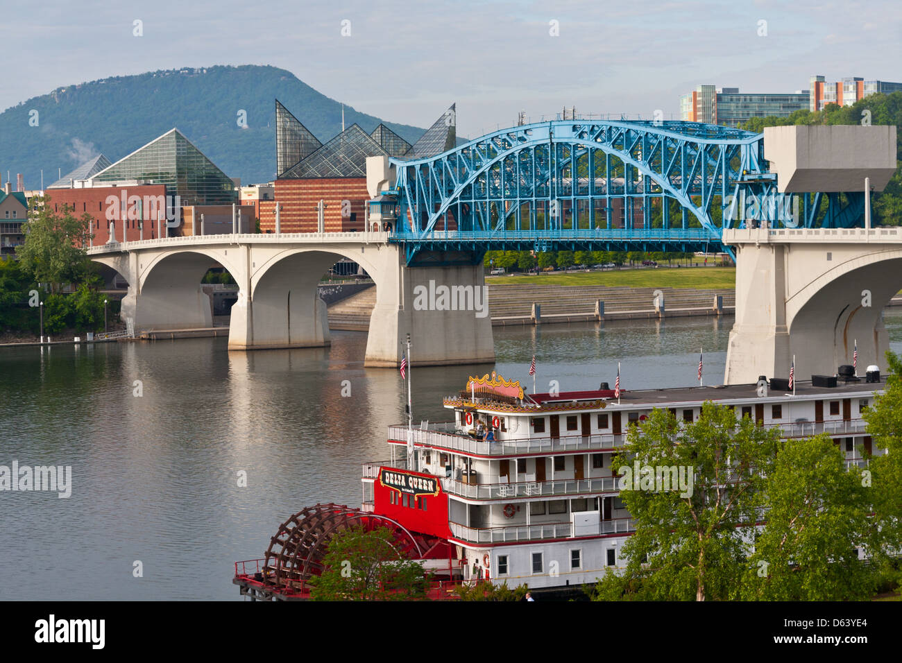 Market Street Bridge, Delta Queen, Lookout Mountain, Chattanooga ...