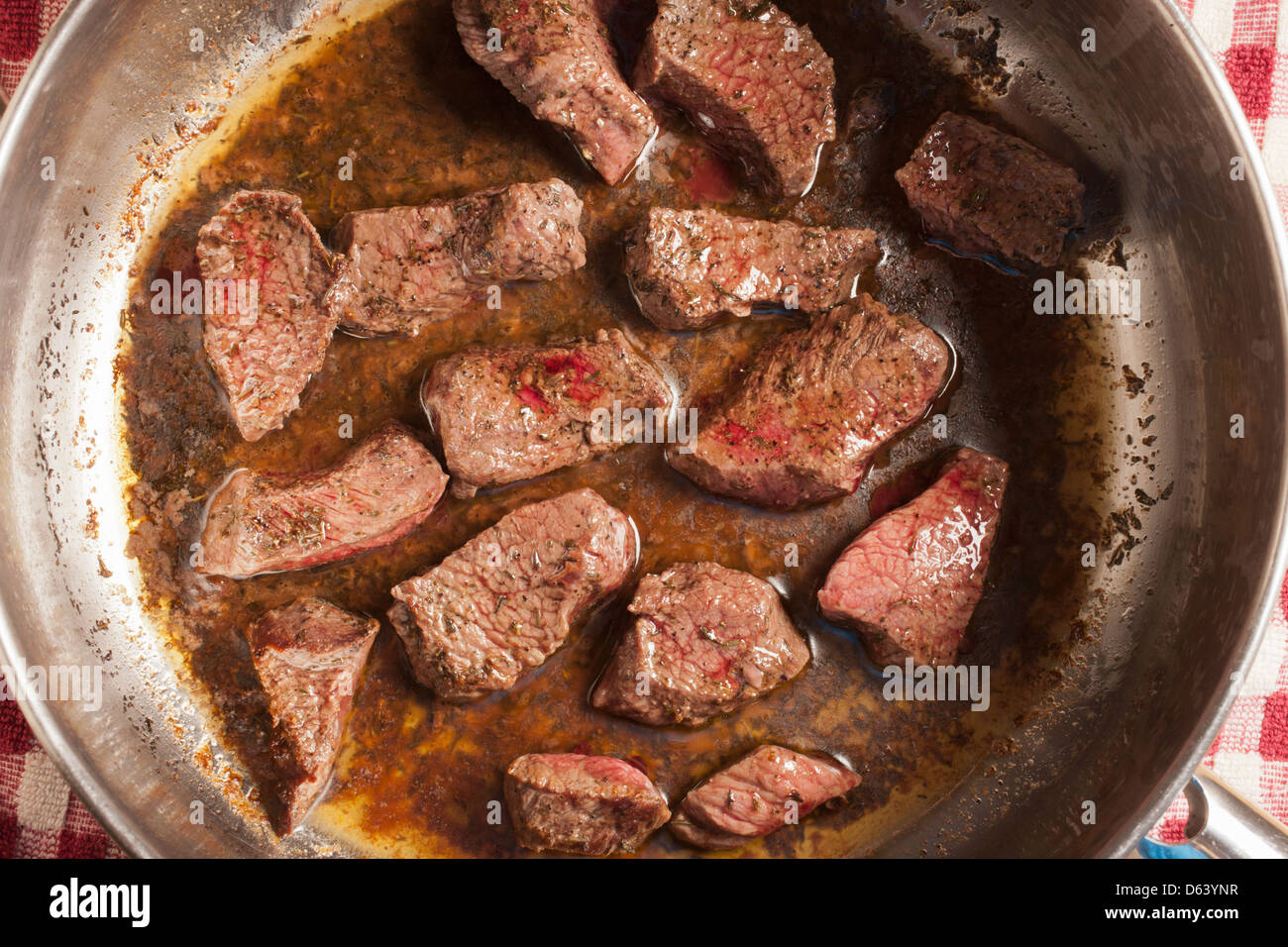 beef browning in a pan Stock Photo - Alamy