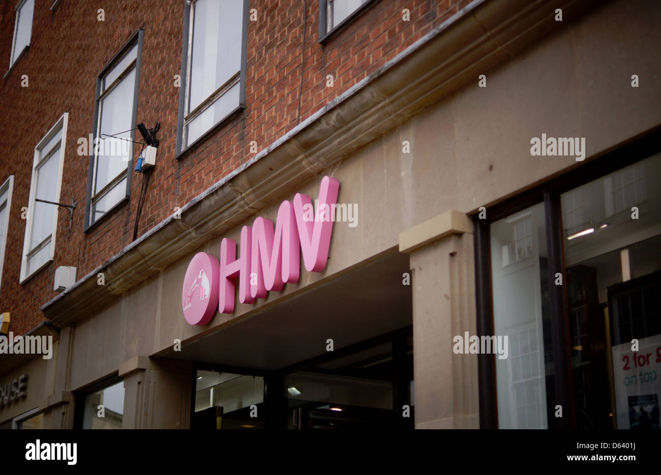 Music shop front hi-res stock photography and images - Alamy