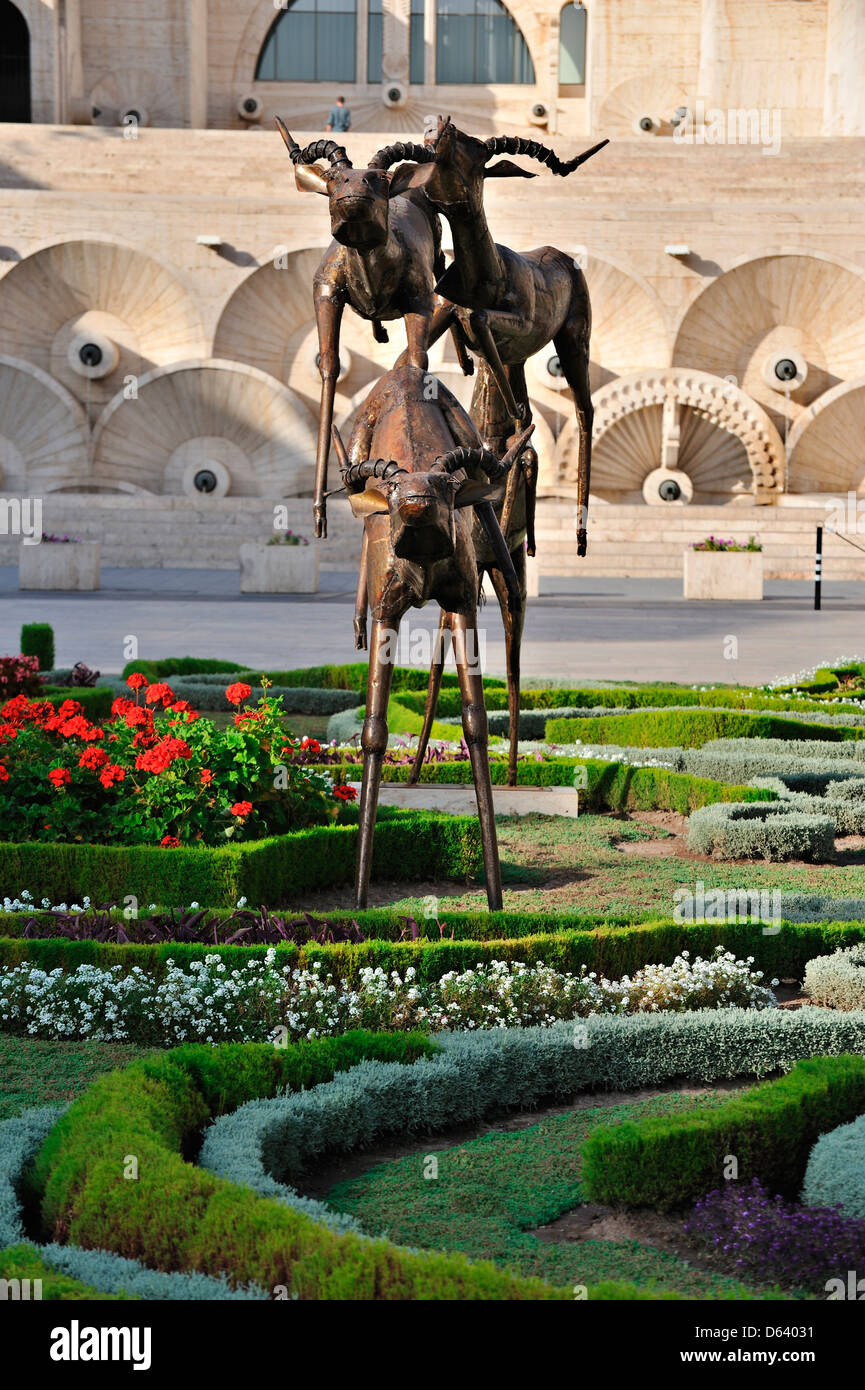 Modern sculpture at the foot of the Cascade, Yerevan, Armenia Stock ...