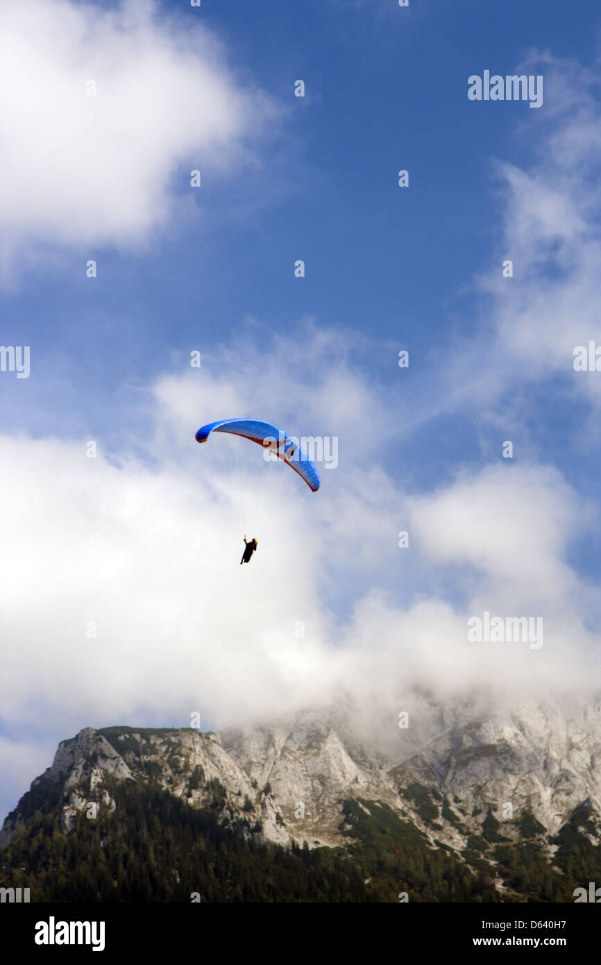 Scenic view person paragliding hi-res stock photography and images - Alamy