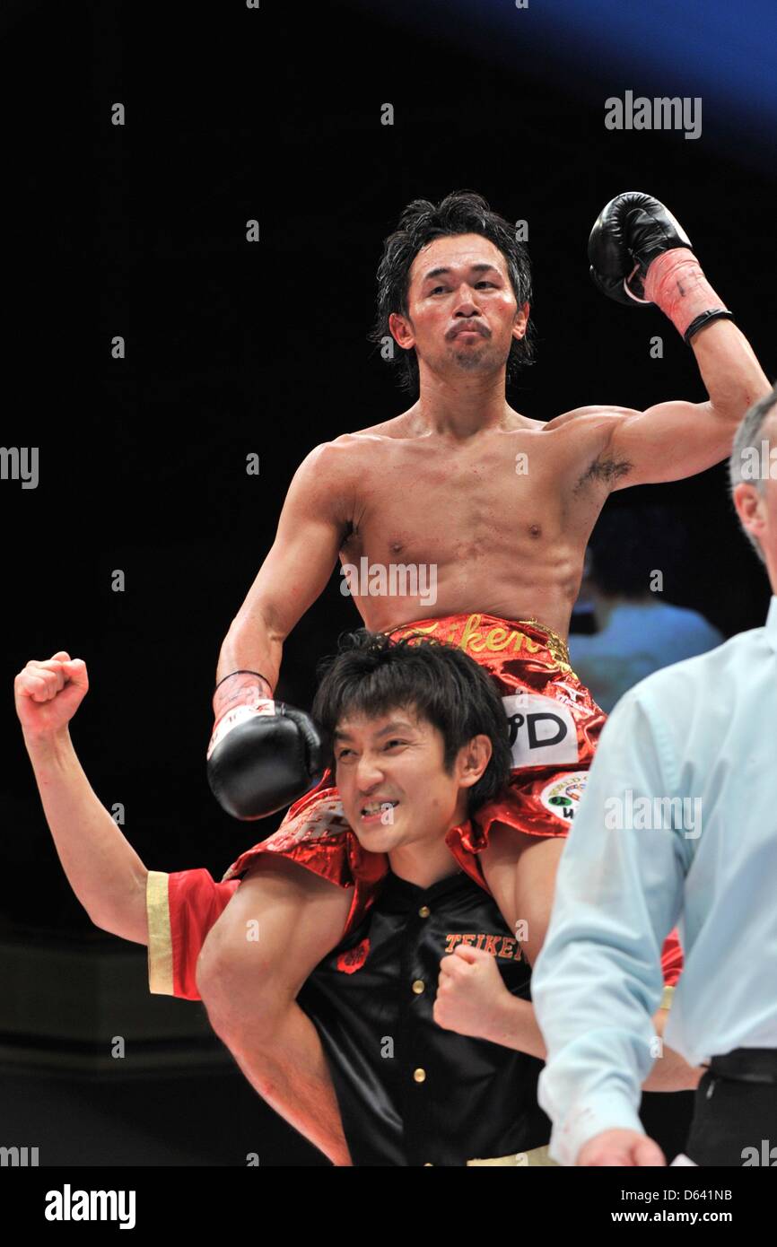 (T-B) Shinsuke Yamanaka (JPN), Shin Yamato, APRIL 8, 2013 - Boxing ...