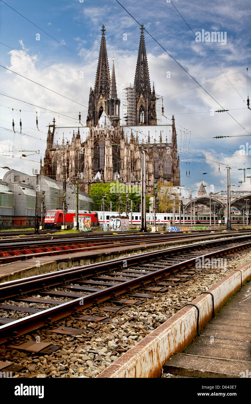 Koln tower hi-res stock photography and images - Alamy