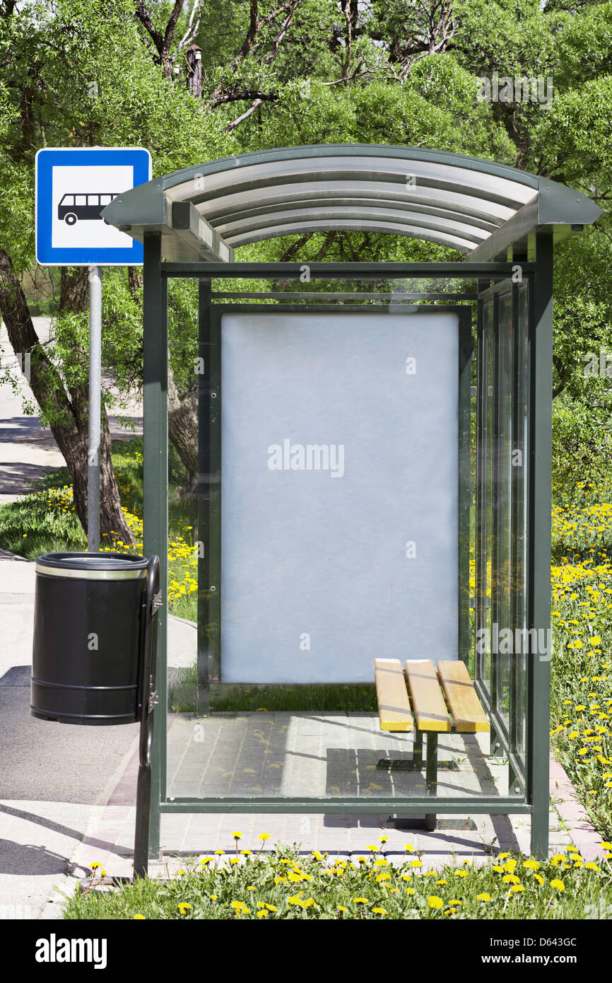 Bus stop bin hi-res stock photography and images - Alamy