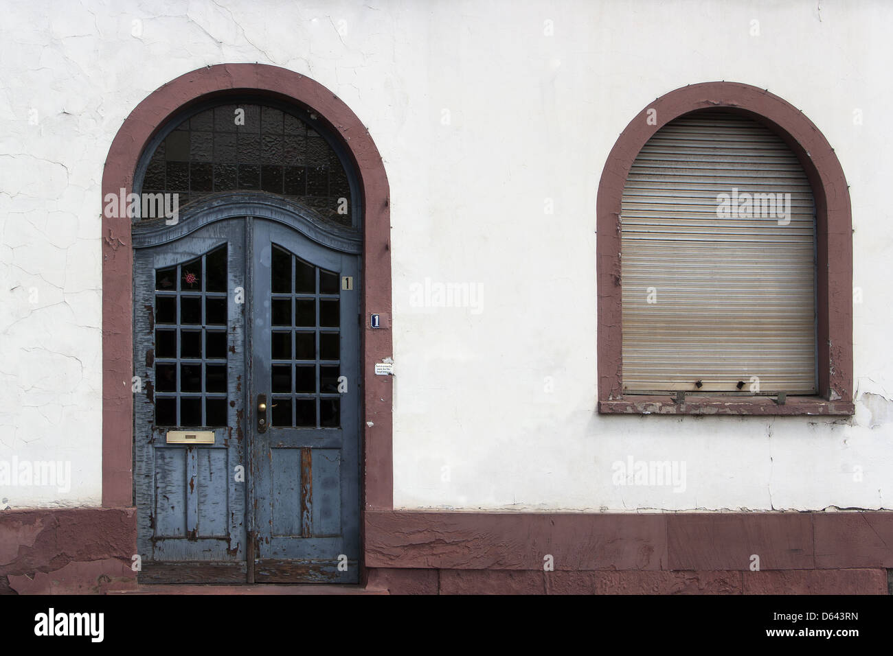 house wall with door and window Stock Photo - Alamy