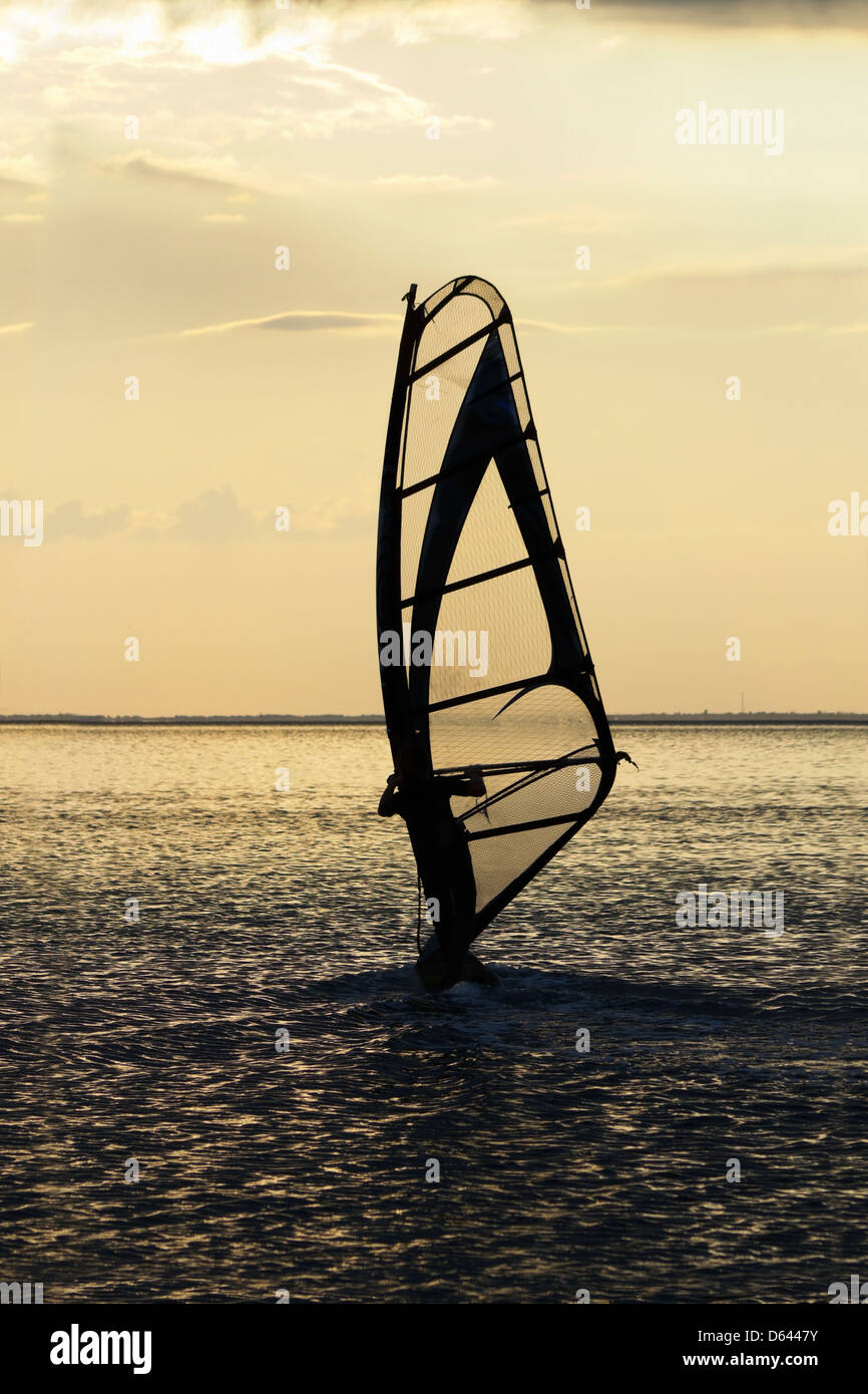 Windsurfer evening hi-res stock photography and images - Alamy