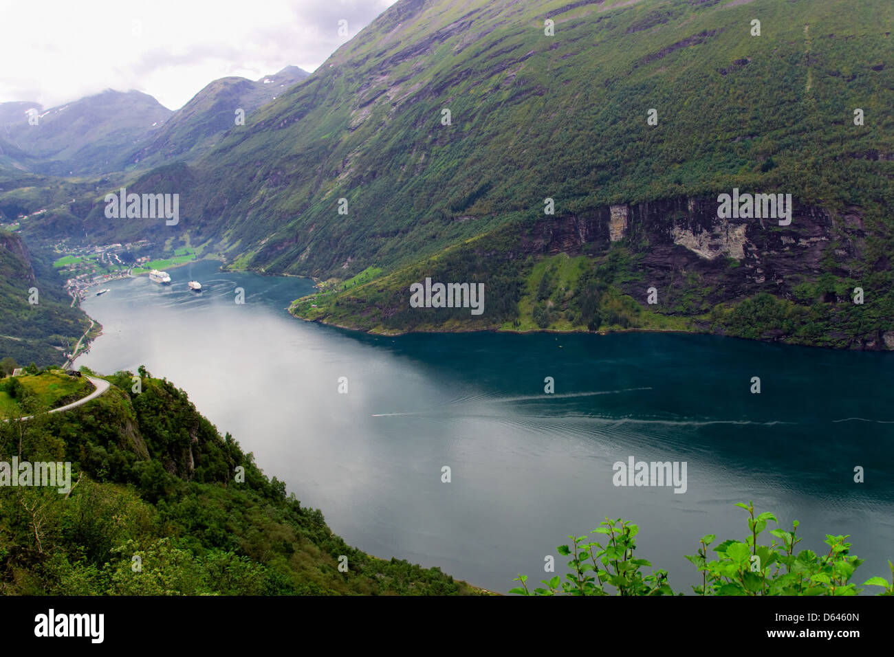 Serpentine road geiranger fjord norway hi-res stock photography and ...