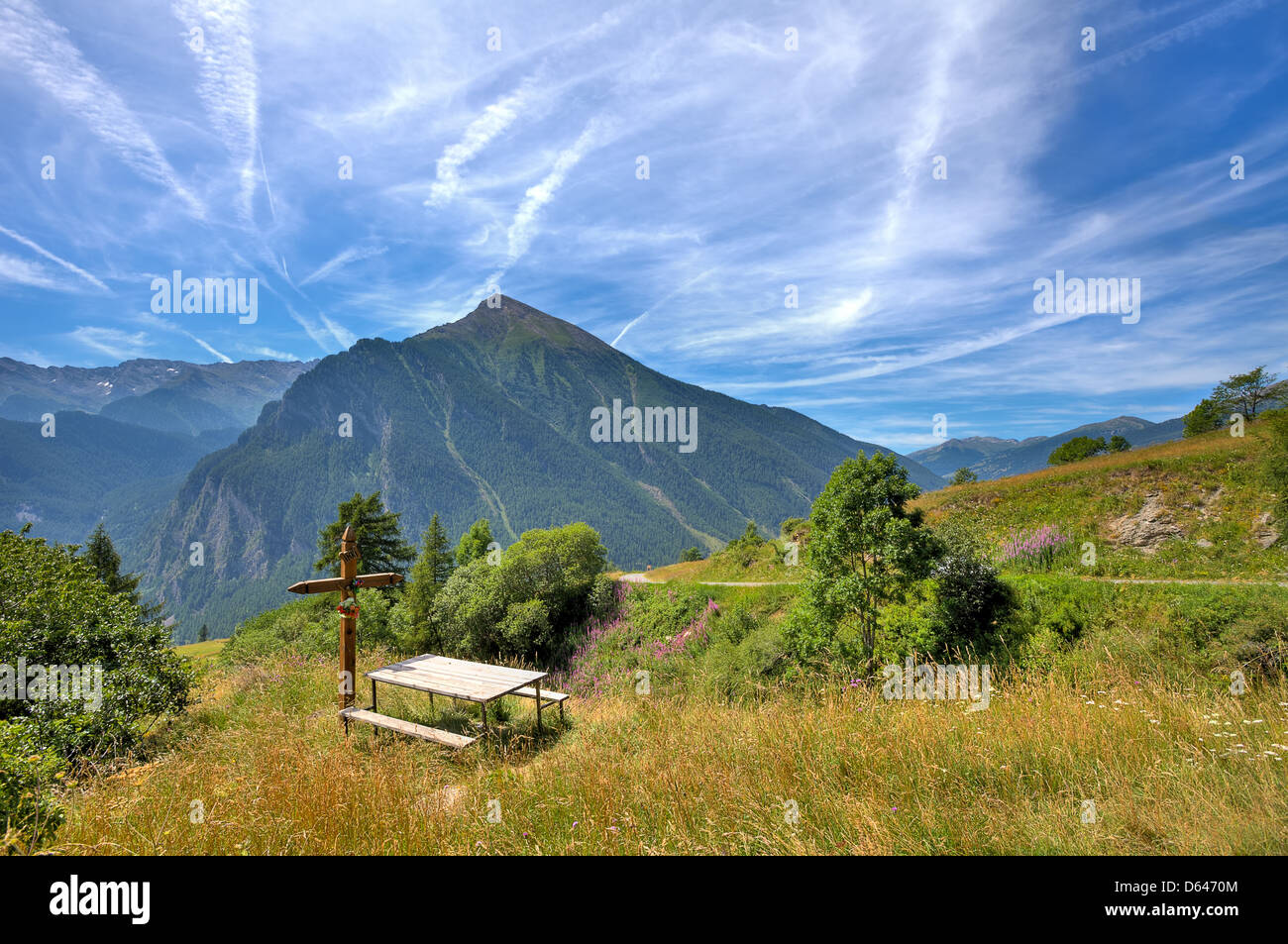 Wooden cross in italian alps hi-res stock photography and images - Alamy