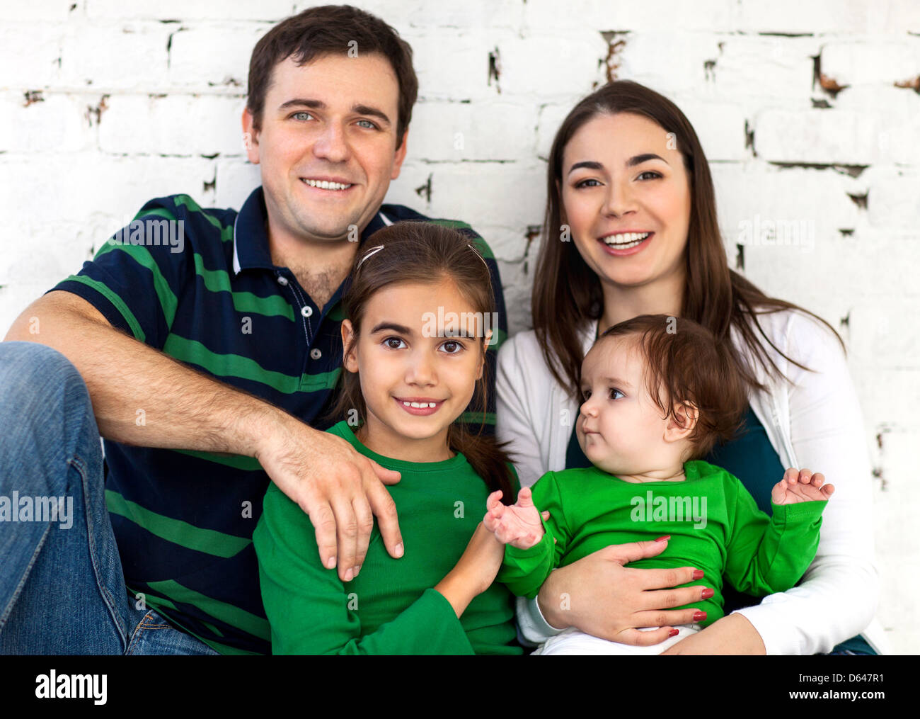 Portrait of a happy smiling family Stock Photo - Alamy