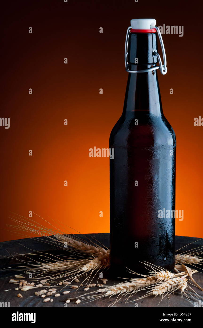 Cool beer hi-res stock photography and images - Alamy