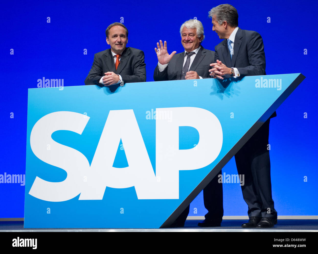 Chairman of the board of SAP Hasso Plattner (C) and the two spokesmen ...