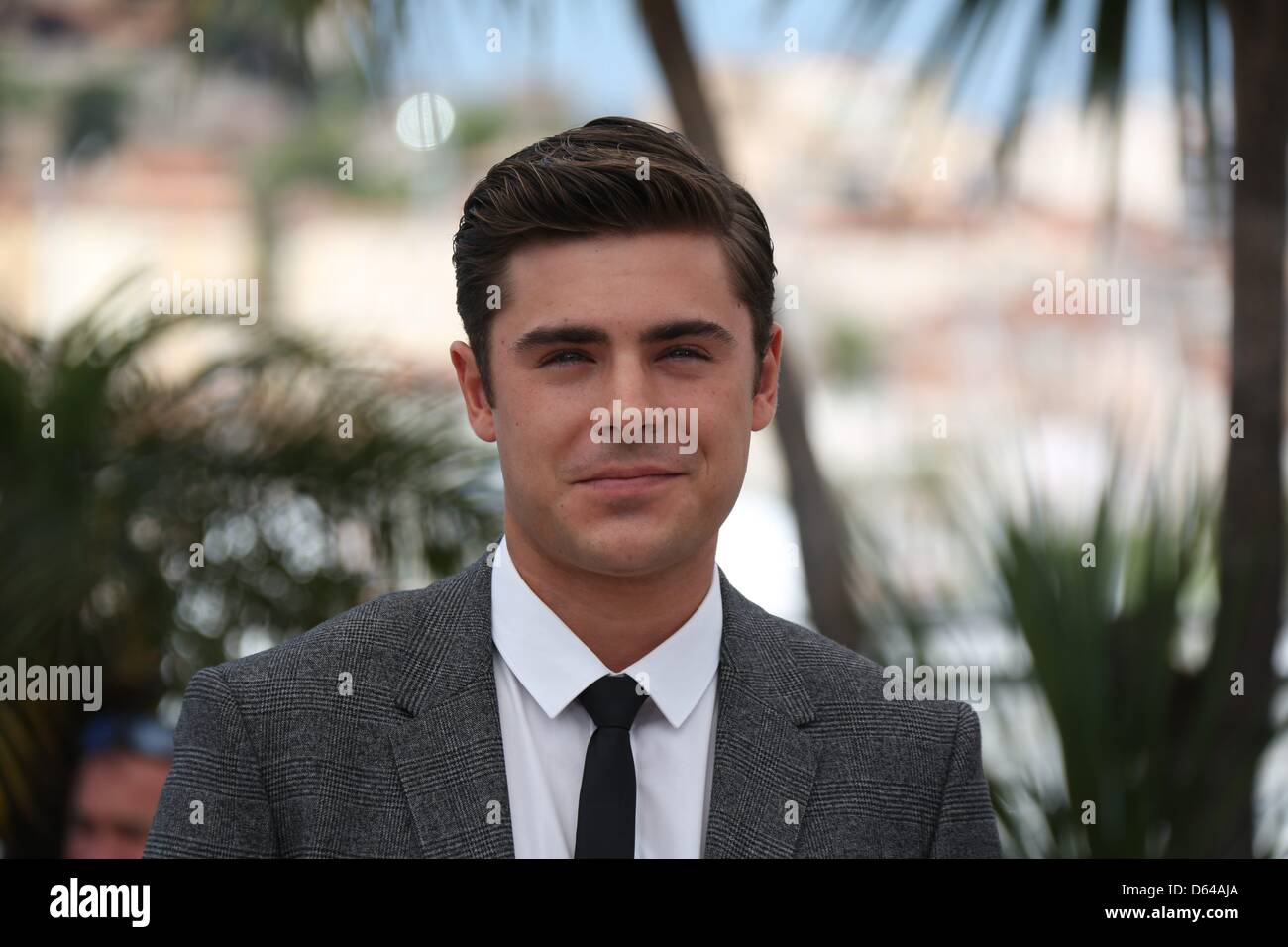 Actor Zac Efron poses at the photocall of "The Paperboy" during the ...