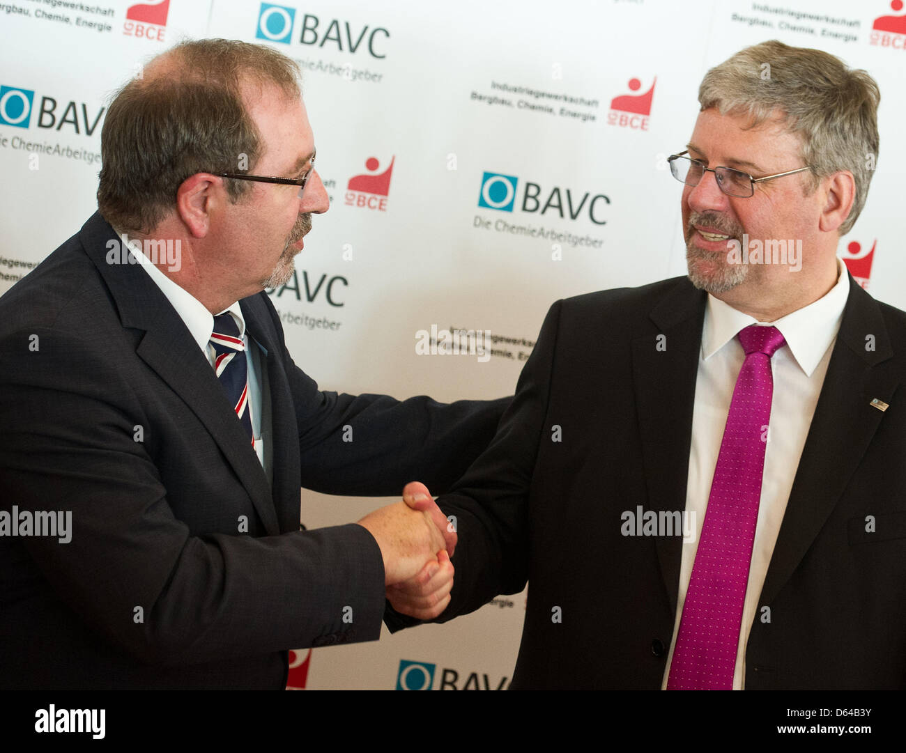 The two chief negotiators in the pay talks for the chemical industry ...