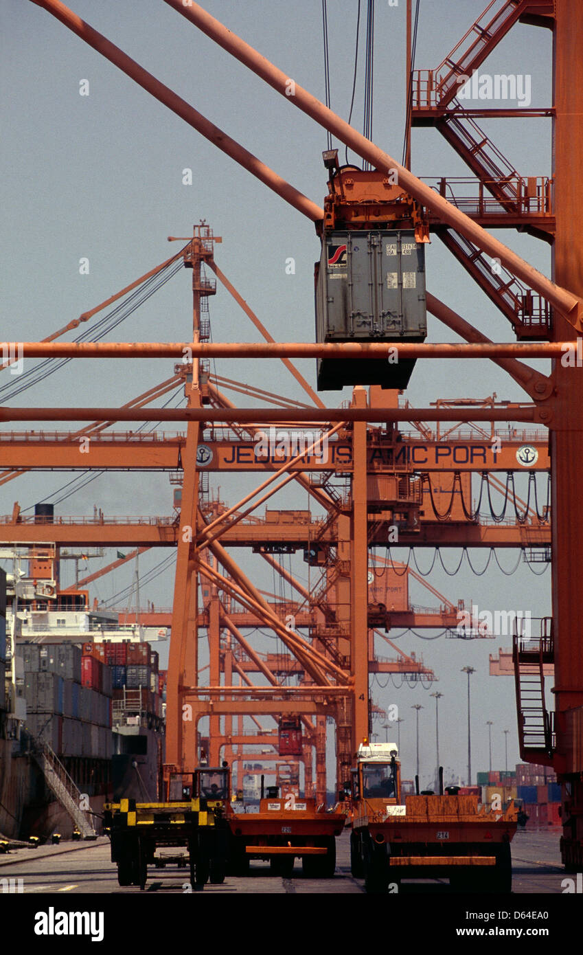 The large modernized container and general purpose cargo port in Jeddah ...