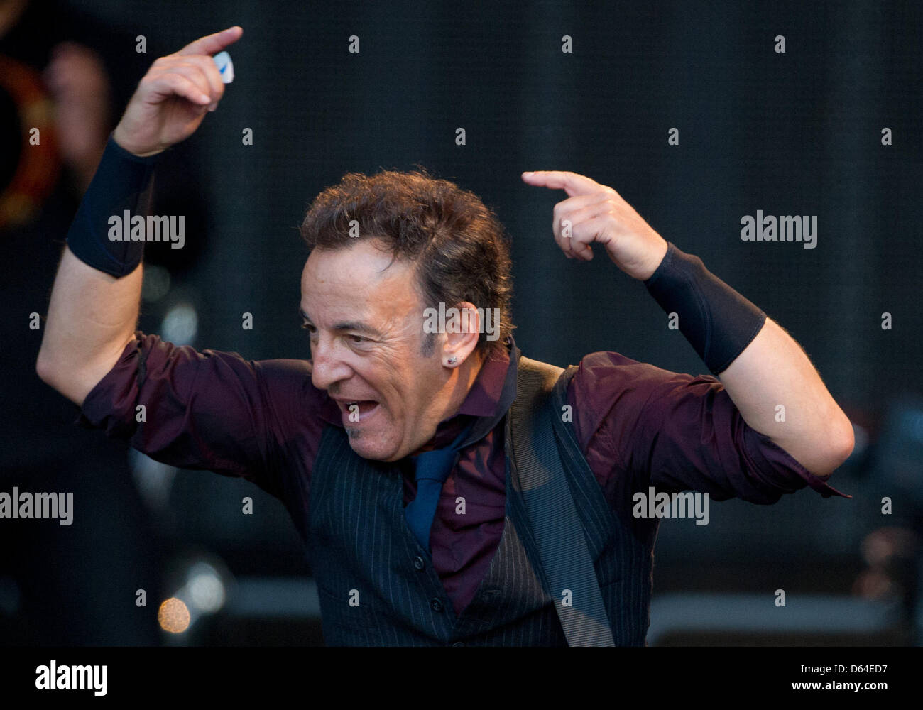 Bruce Springsteen performs at the first concert of his 'Wrecking Ball ...