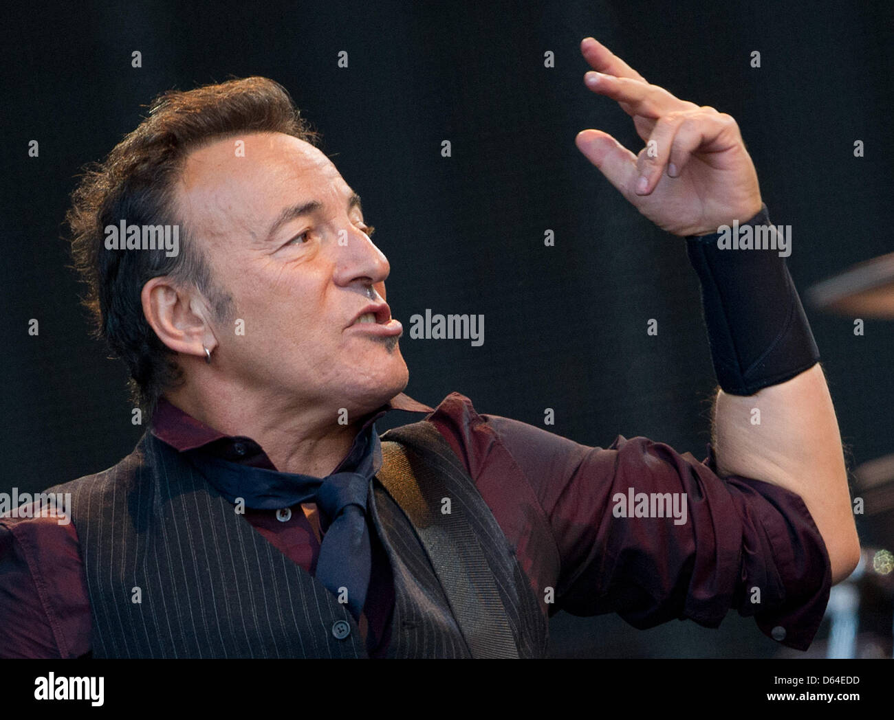 Bruce Springsteen performs at the first concert of his 'Wrecking Ball ...