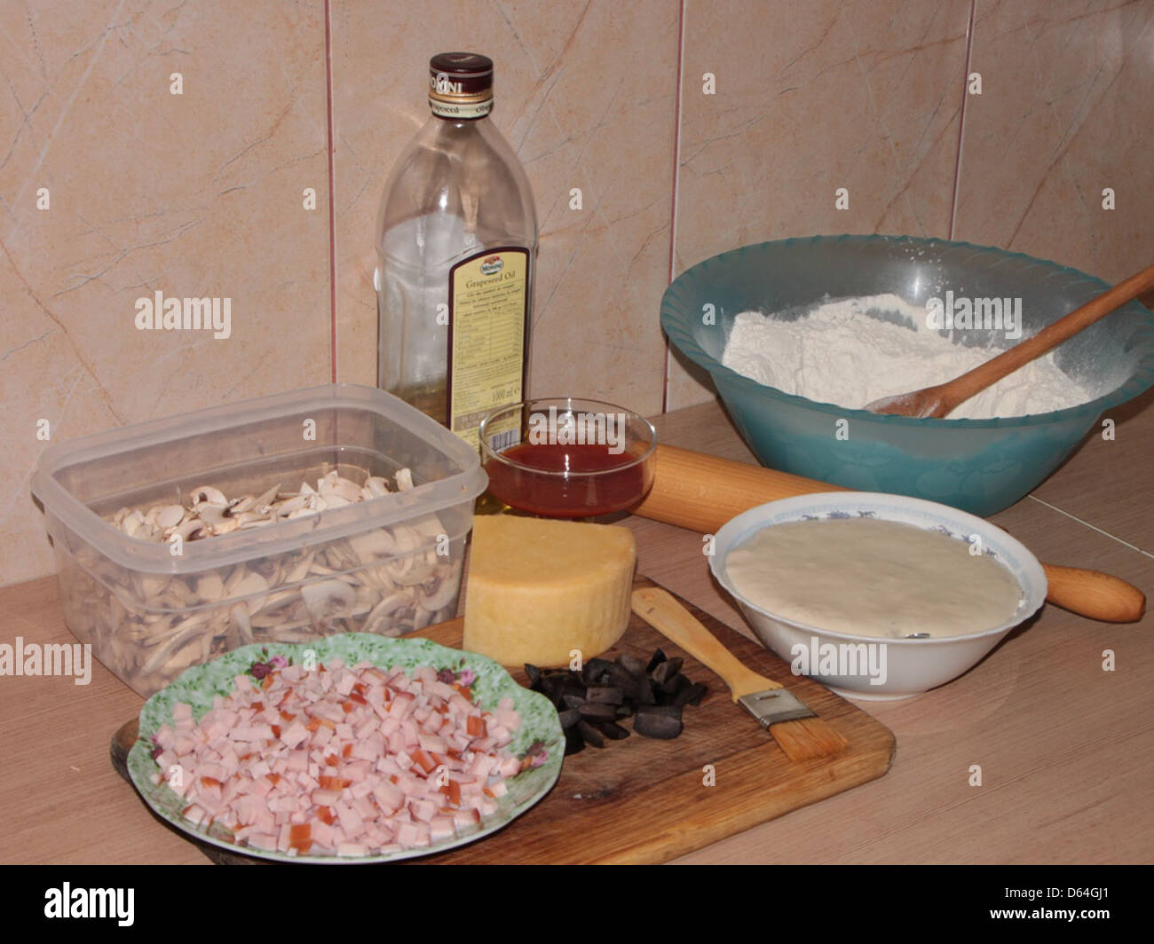 A step-by-step guide on making pizza, showcasing the process of ...