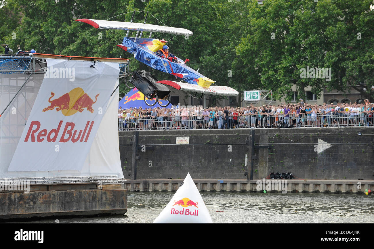 The pilot of team '"Flying Saarland' drives his aircraft during the Red ...