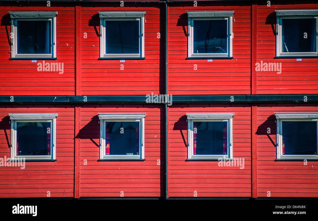 Temporary housing containers hi-res stock photography and images - Alamy