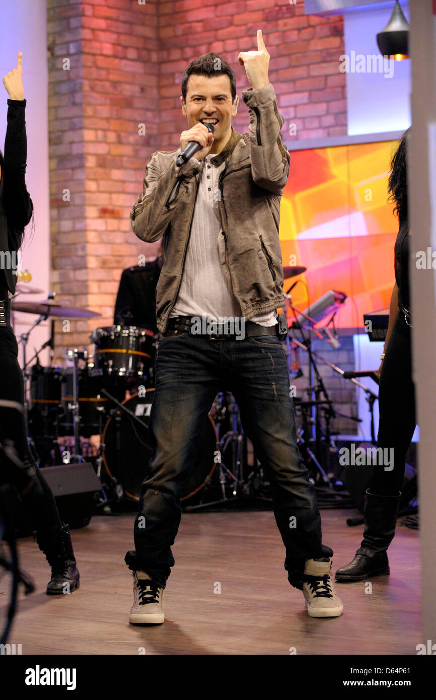 Jordan Knight appearing on CTV's 'The Marilyn Denis Show', promoting ...