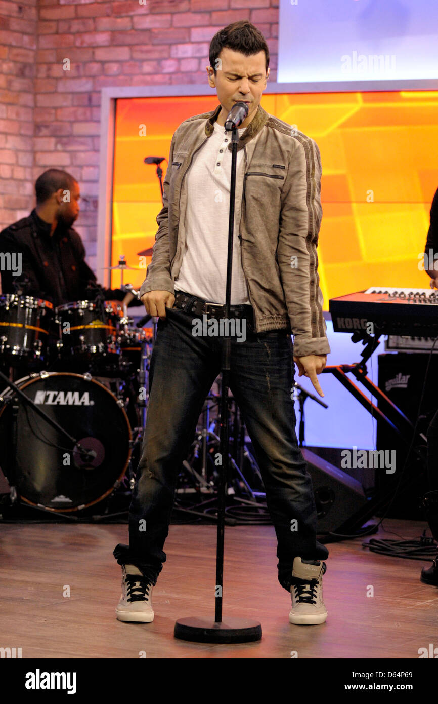 Jordan Knight appearing on CTV's 'The Marilyn Denis Show', promoting ...