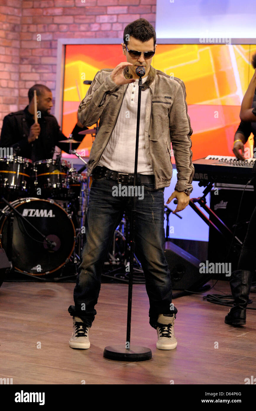 Jordan Knight appearing on CTV's 'The Marilyn Denis Show', promoting ...