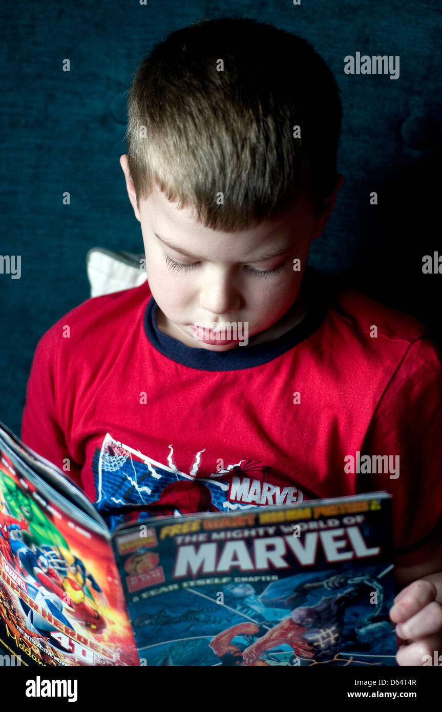 Marvel comic hi-res stock photography and images - Alamy