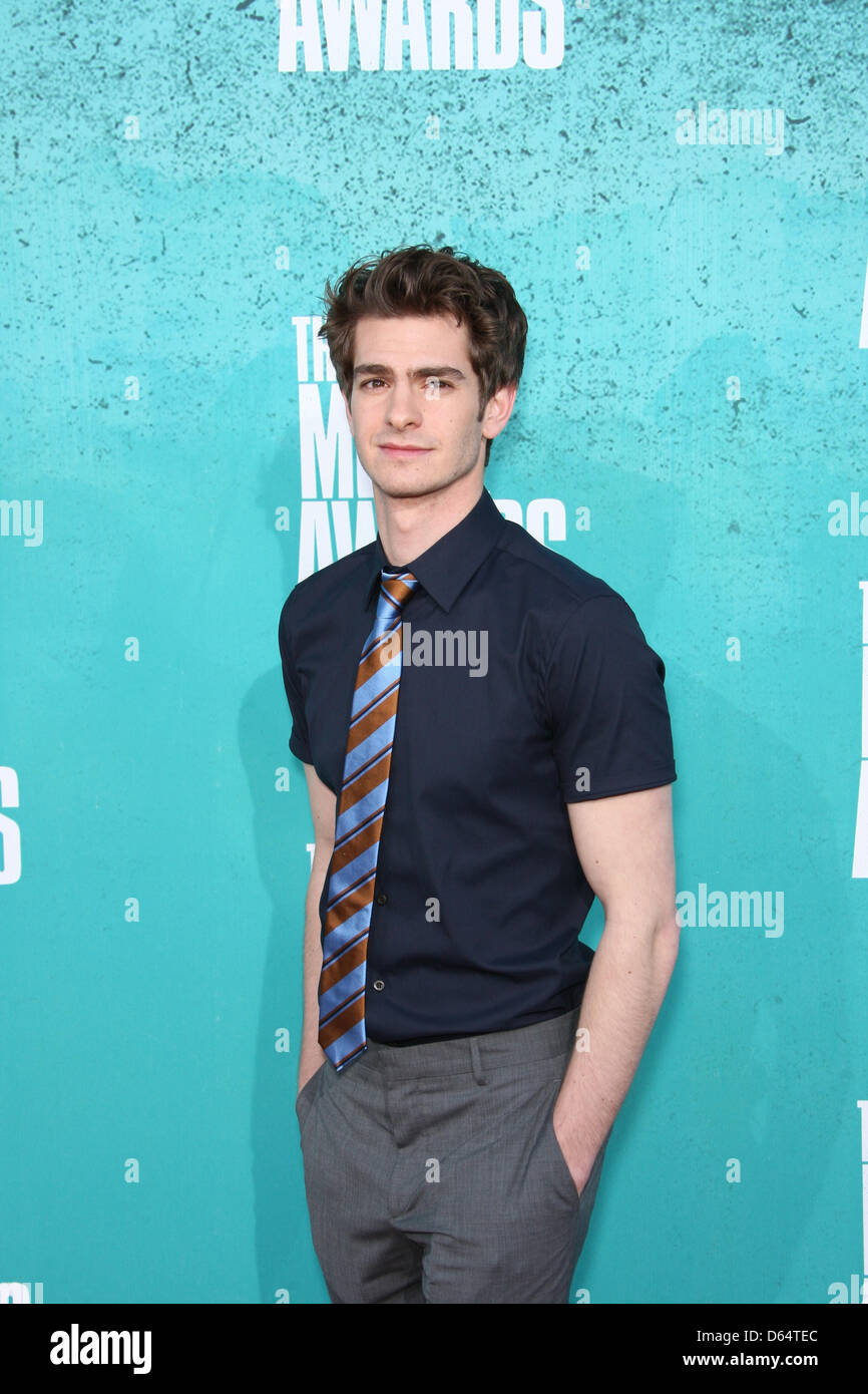 Actor Andrew Garfield arrives on the red carpet of the 2012 MTV Movie ...