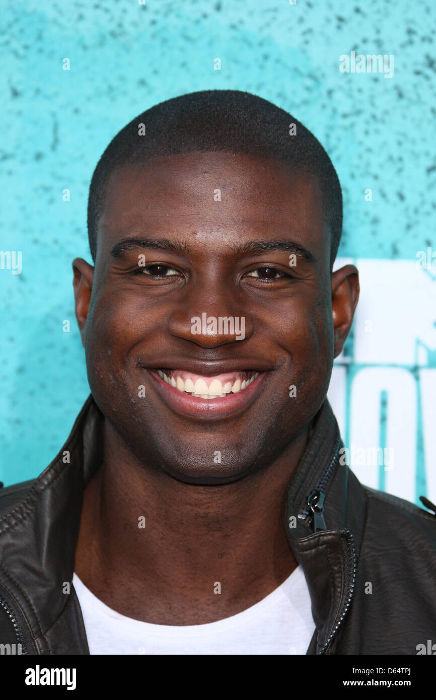 Actor Sinqua Walls arrives on the red carpet of the 2012 MTV Movie ...