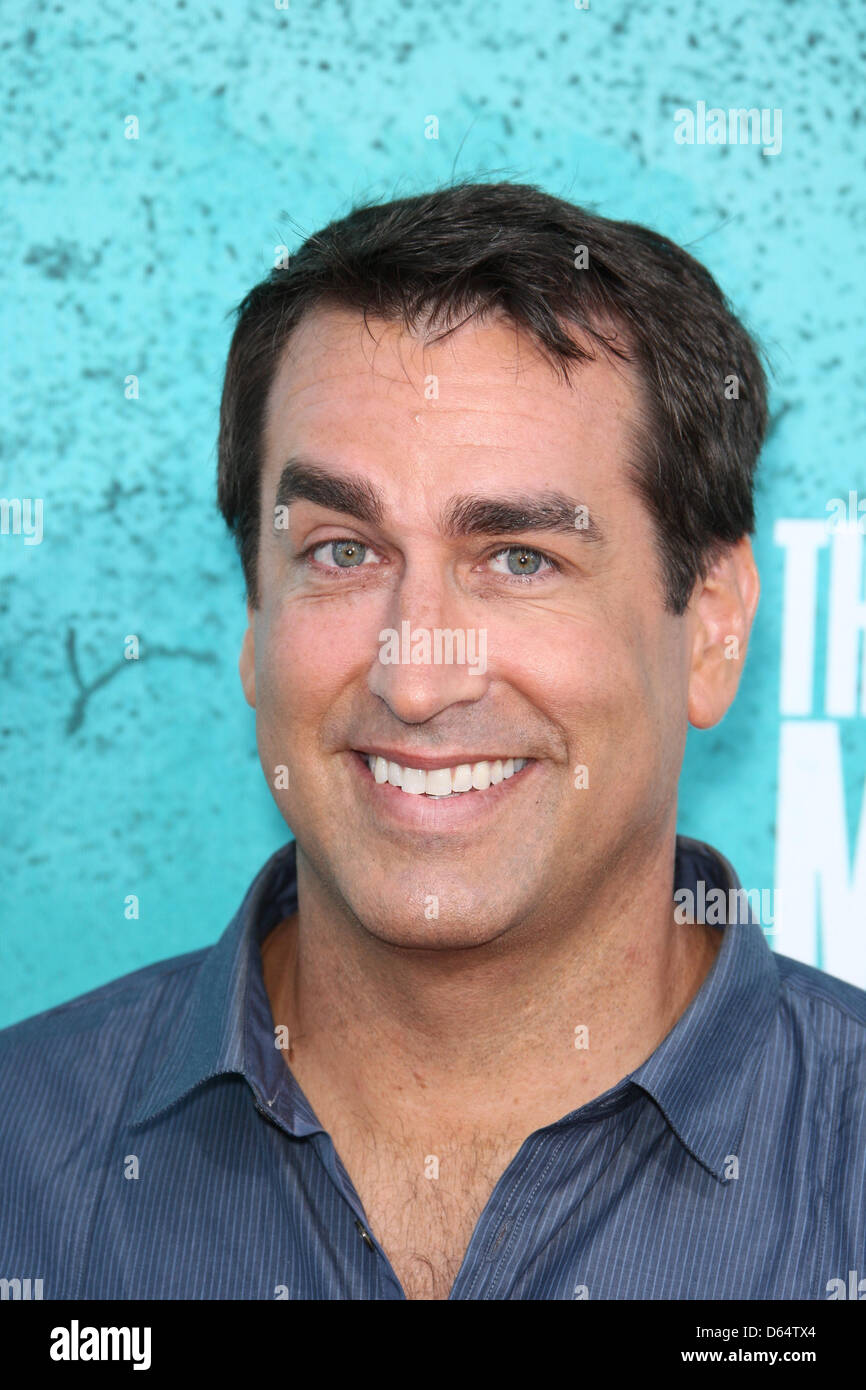 US actor Rob Riggle arrives on the red carpet of the 2012 MTV Movie ...