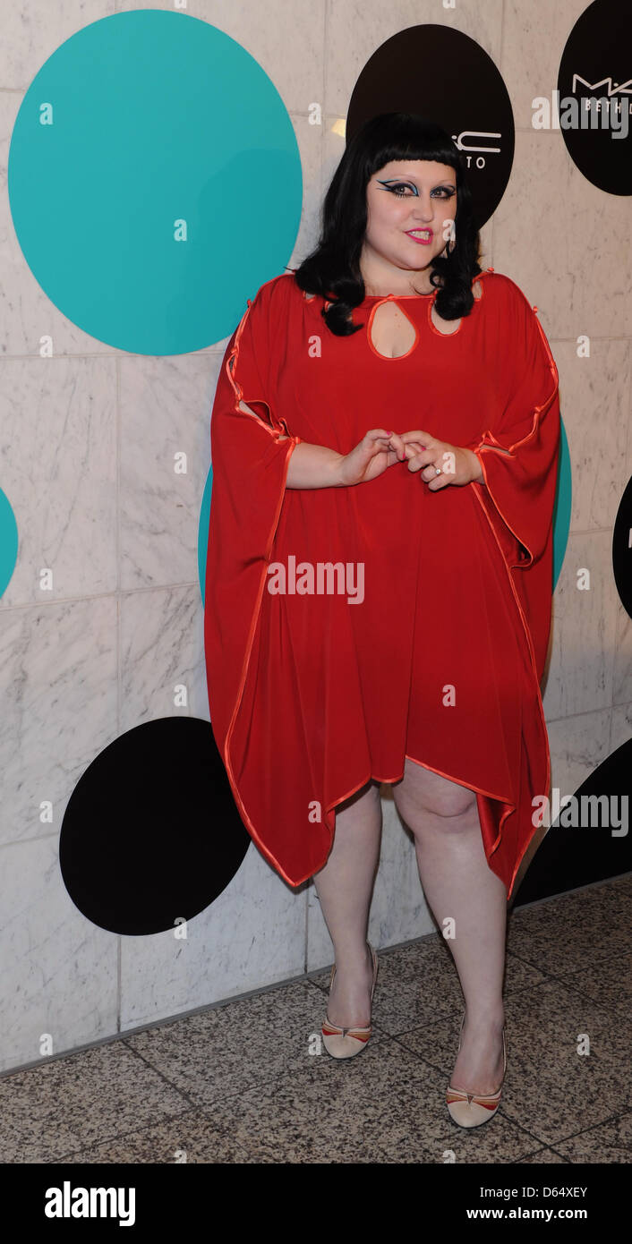 US singer and song writer Beth Ditto arrives at the M.A.C Beth Ditto ...