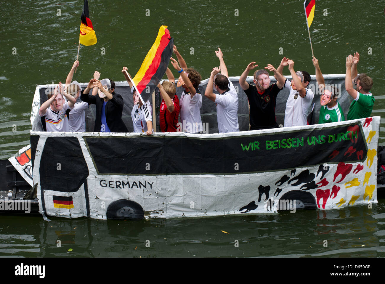 Punting boat 'Coach of the German national soccer team' takes part in ...