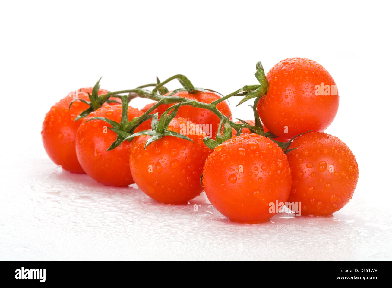 Tomato cluster hi-res stock photography and images - Alamy