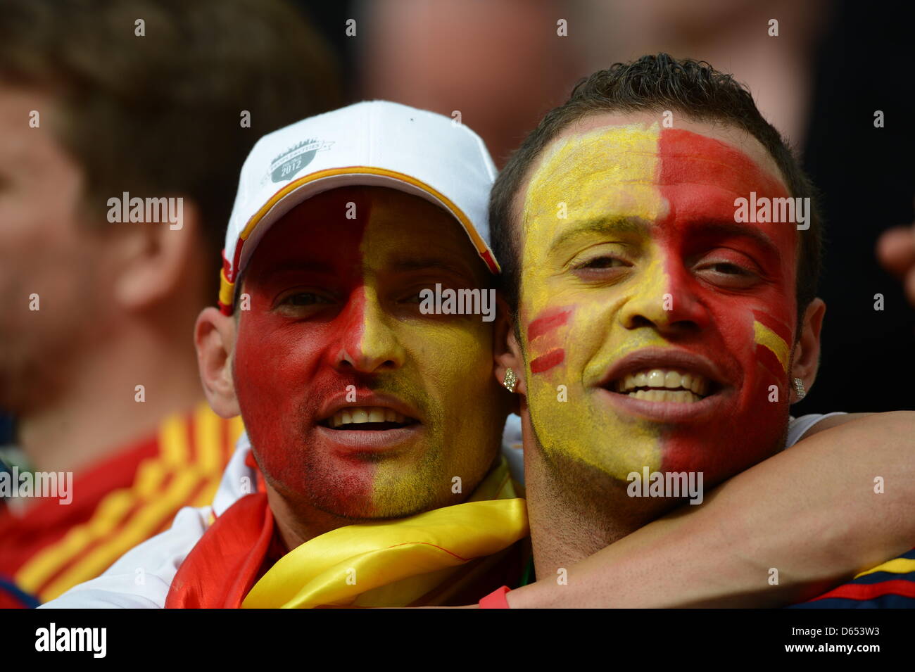 Sports spo soccer smiling spain hi-res stock photography and images - Alamy