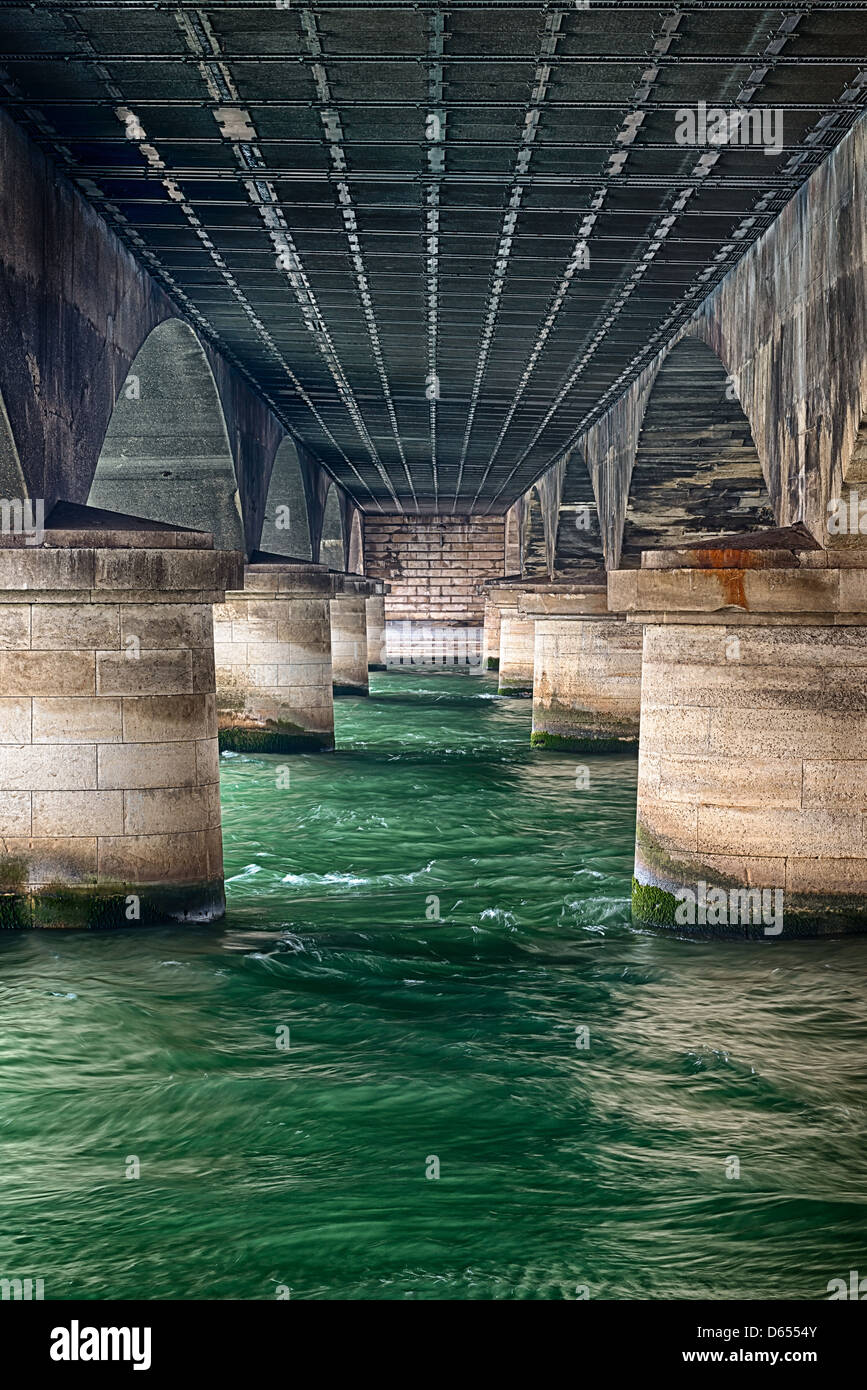 Perspective under the bridge. La Seine river in Paris Stock Photo - Alamy